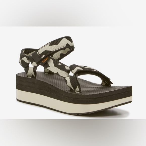 Teva | Shoes | Teva Flatform Universal Platform Sandal | Poshmark
